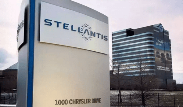 Stellantis announces layoffs: 2,250 employees in Italy, 539 in the US to go